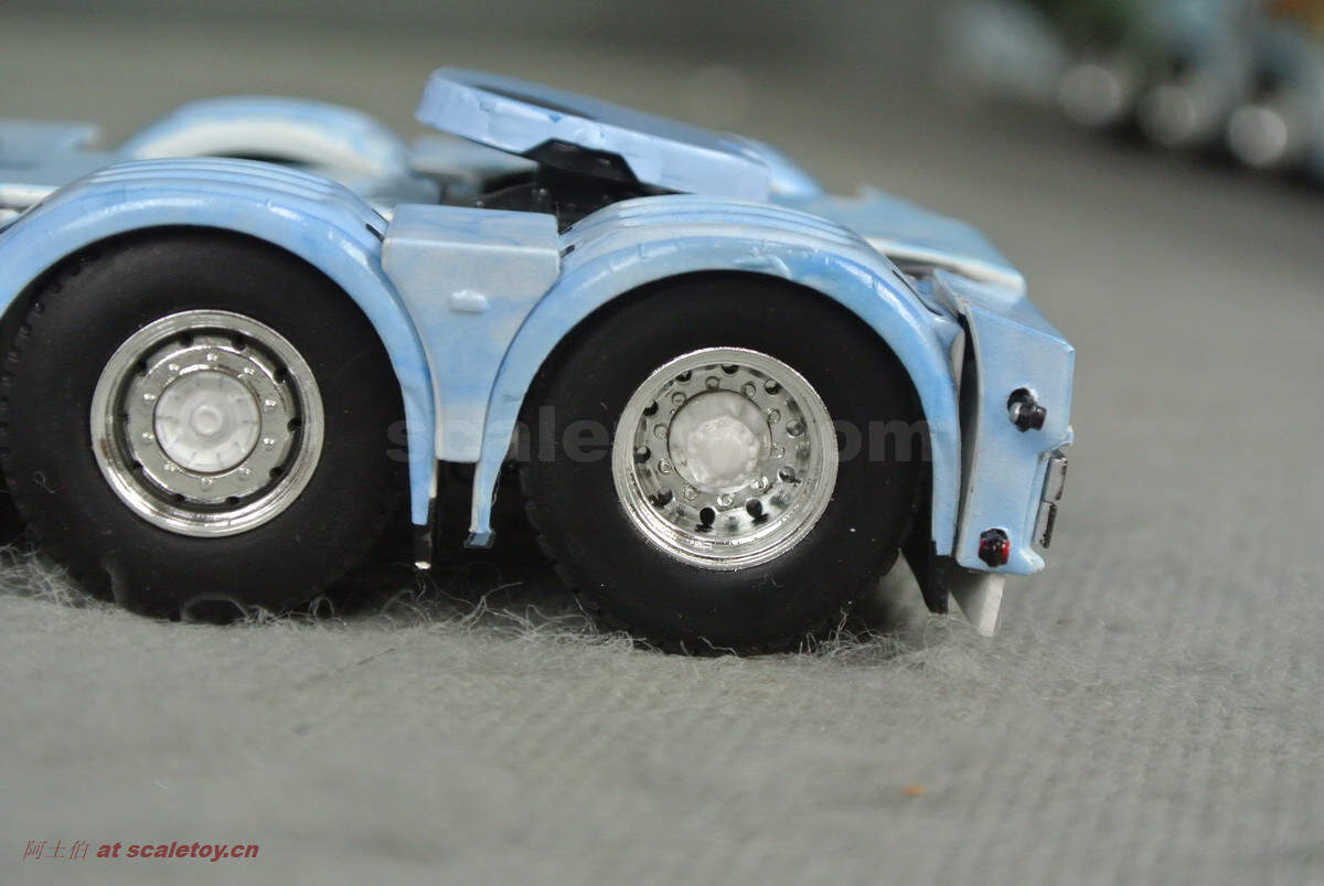 比例模型玩具天地 » [WSI] DAF XF SUPER SPACE CAB 3x with 3x REEFER TRAILER ...