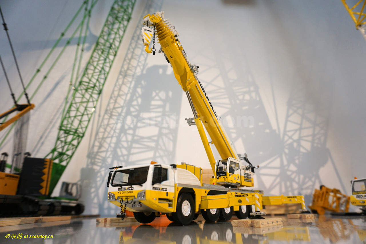 比例模型玩具天地 » [IMC]1:50 MEDIACO-DEMAG AC220-5 德马格220吨吊车 mediaco涂装