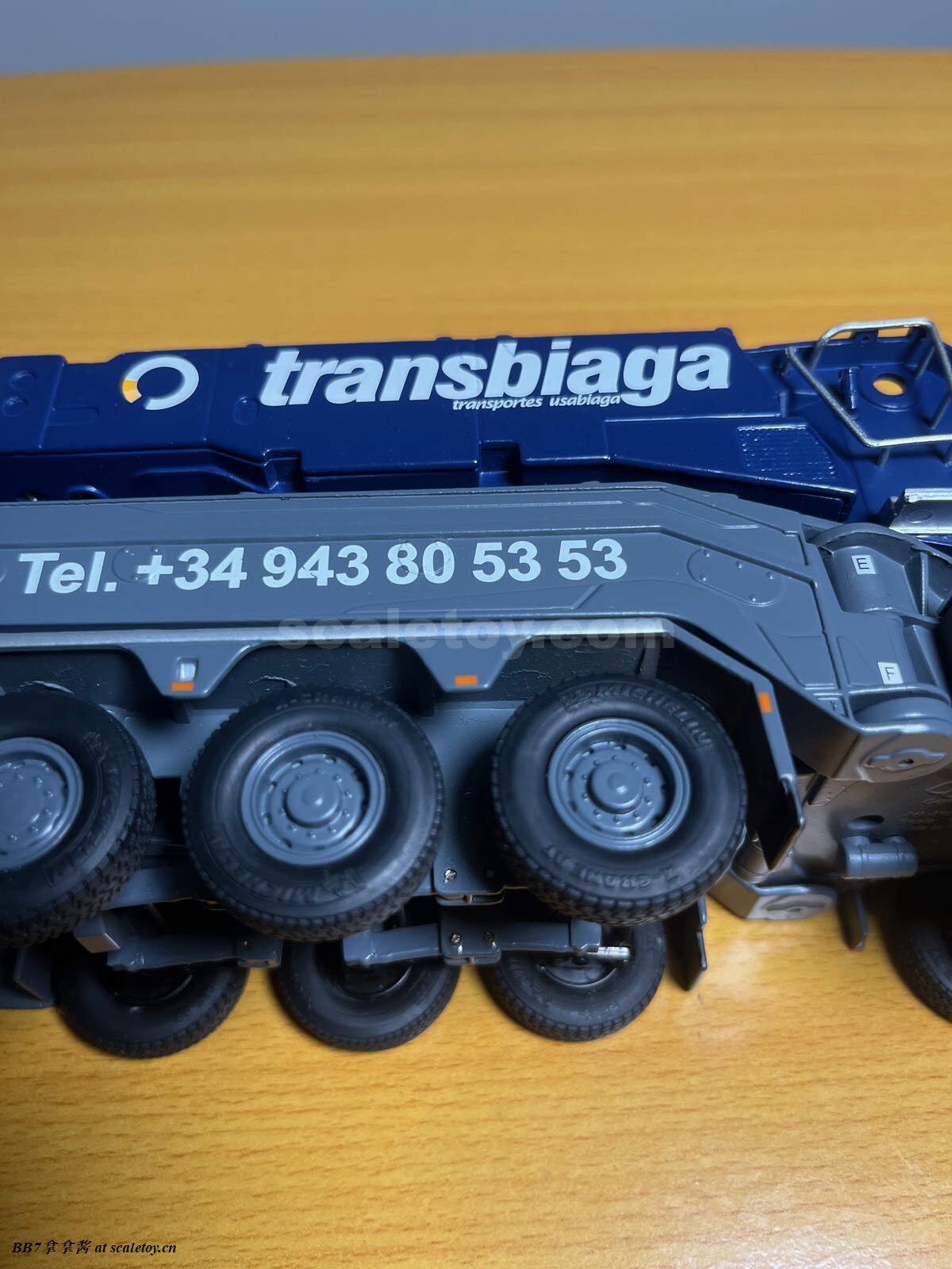 比例模型玩具天地 » [NZG] 1/50 LIEBHERR LTM11200 Transbiaga 详评and感想随笔