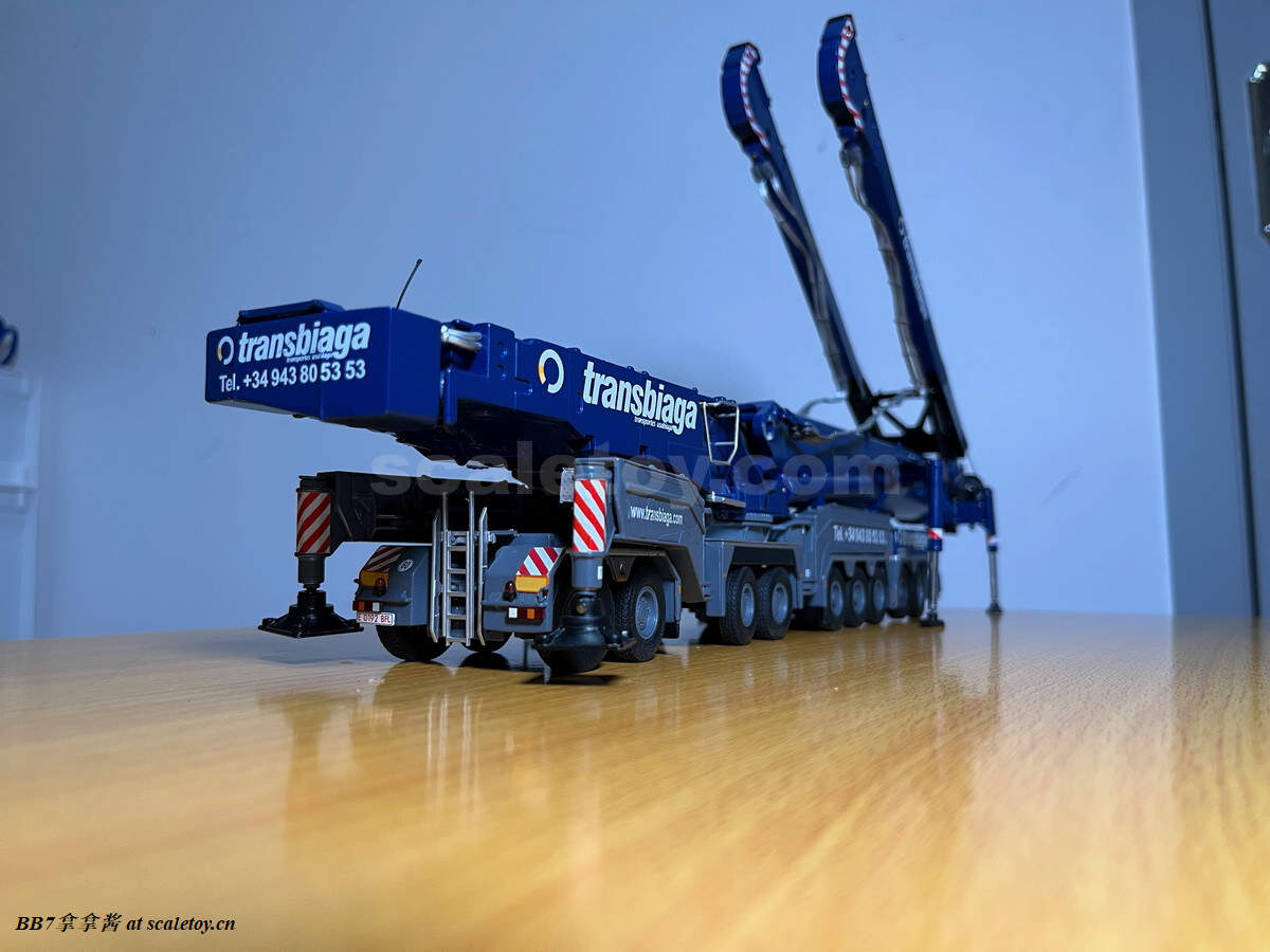 比例模型玩具天地 » [NZG] 1/50 LIEBHERR LTM11200 Transbiaga 把玩小剧场