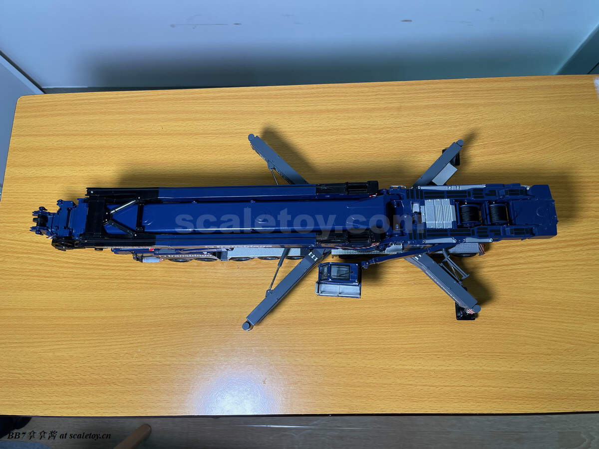 比例模型玩具天地 » [NZG] 1/50 LIEBHERR LTM11200 Transbiaga 把玩小剧场