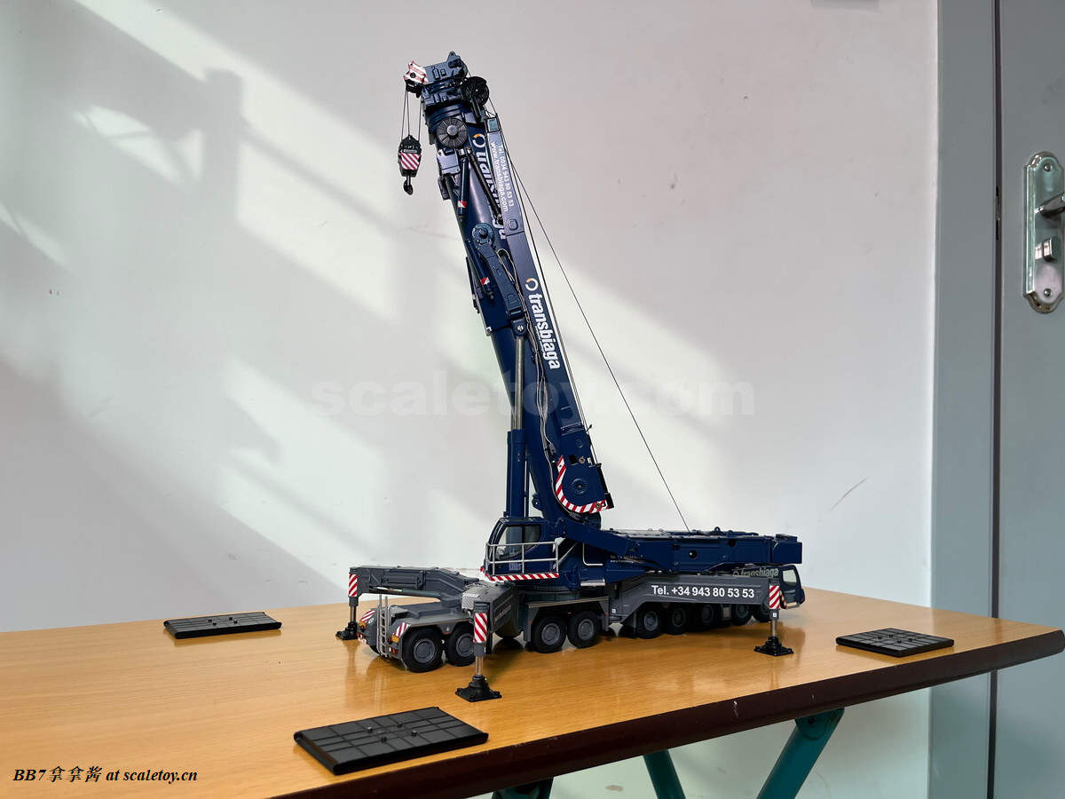 比例模型玩具天地 » [NZG] 1/50 LIEBHERR LTM11200 Transbiaga 把玩小剧场