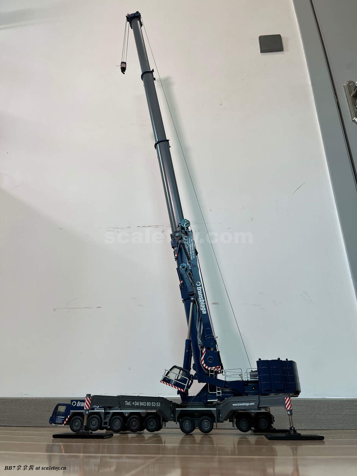 比例模型玩具天地 » [NZG] 1/50 LIEBHERR LTM11200 Transbiaga 把玩小剧场