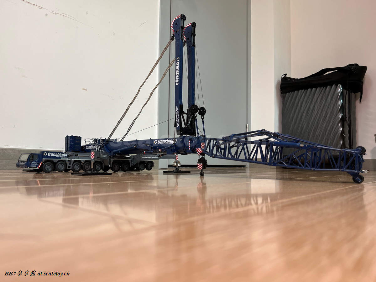 比例模型玩具天地 » [NZG] 1/50 LIEBHERR LTM11200 Transbiaga 把玩小剧场